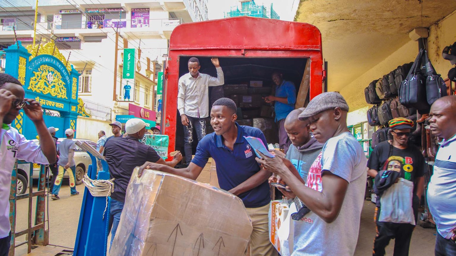 Lake land Cargo – Fast reliable shipping services